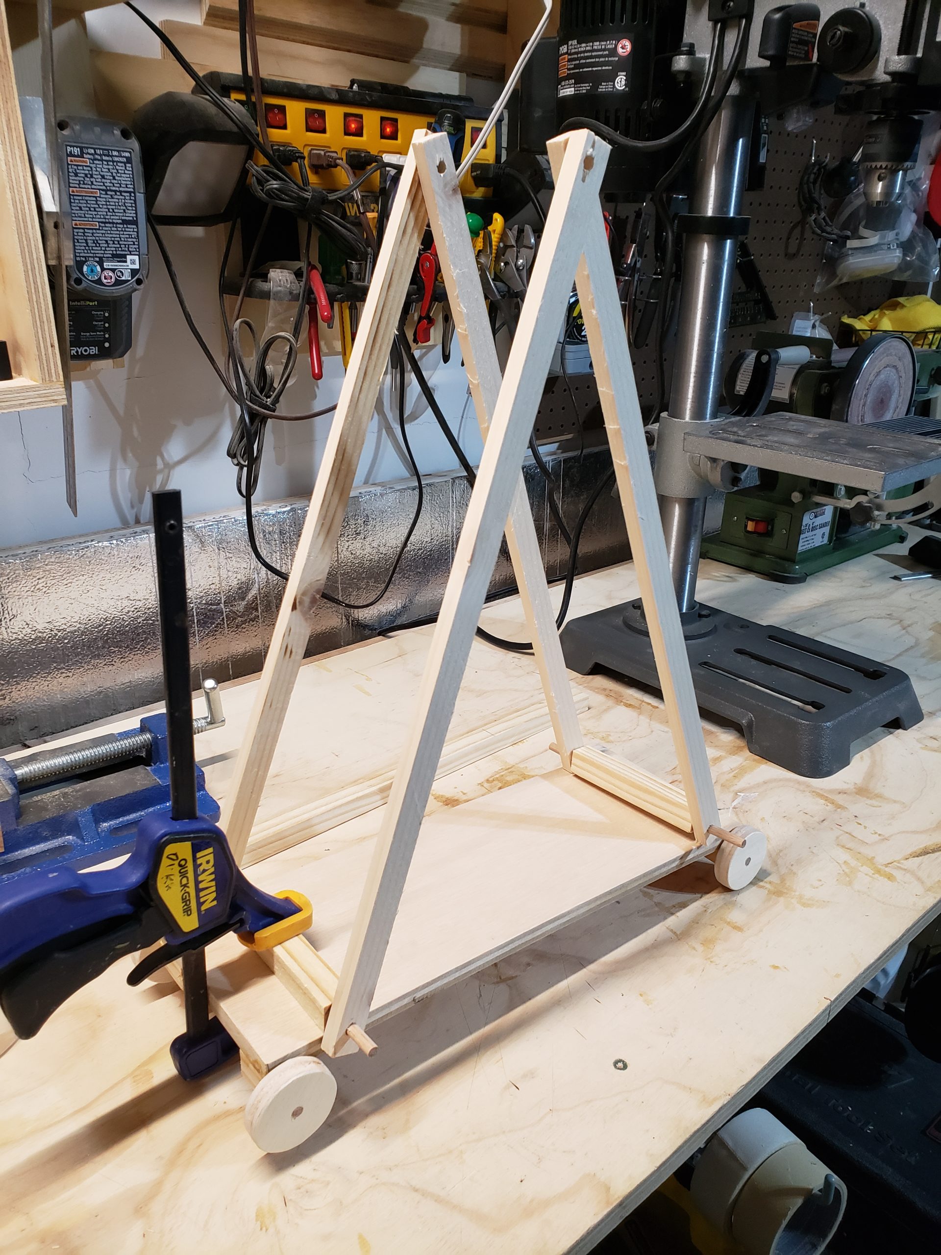 Mini Trebuchet – mikelduke.com